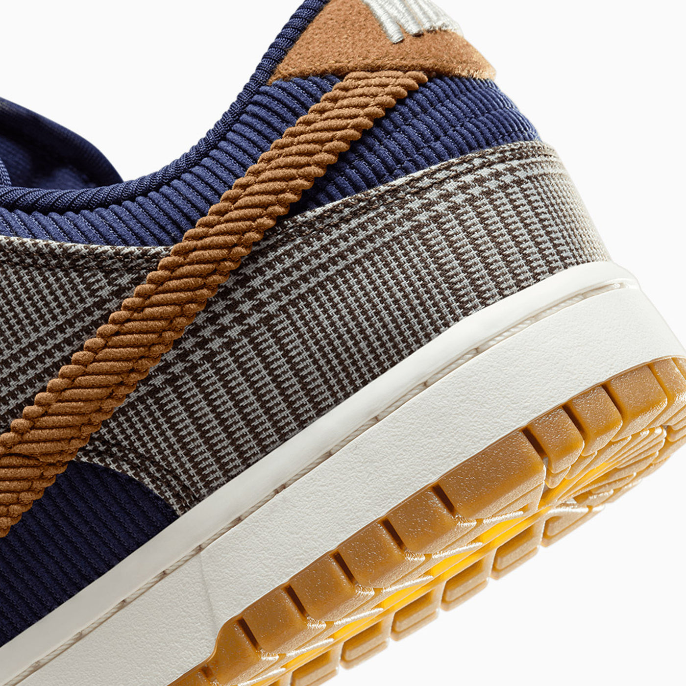 Nike Men's Dunk Low Retro Premium "Tweed Corduroy"