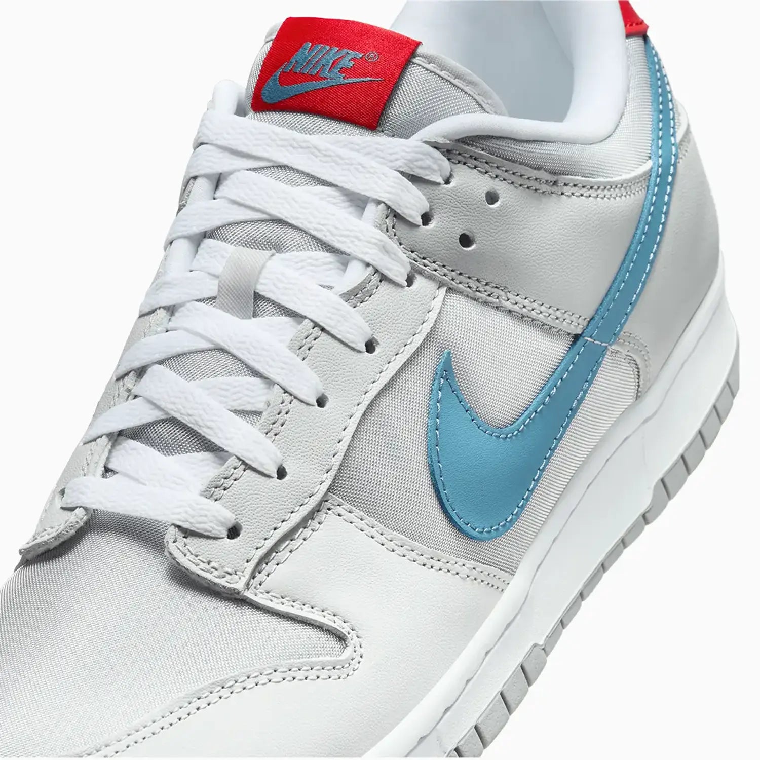 Nike Men's Dunk Low "Silver Surfer"